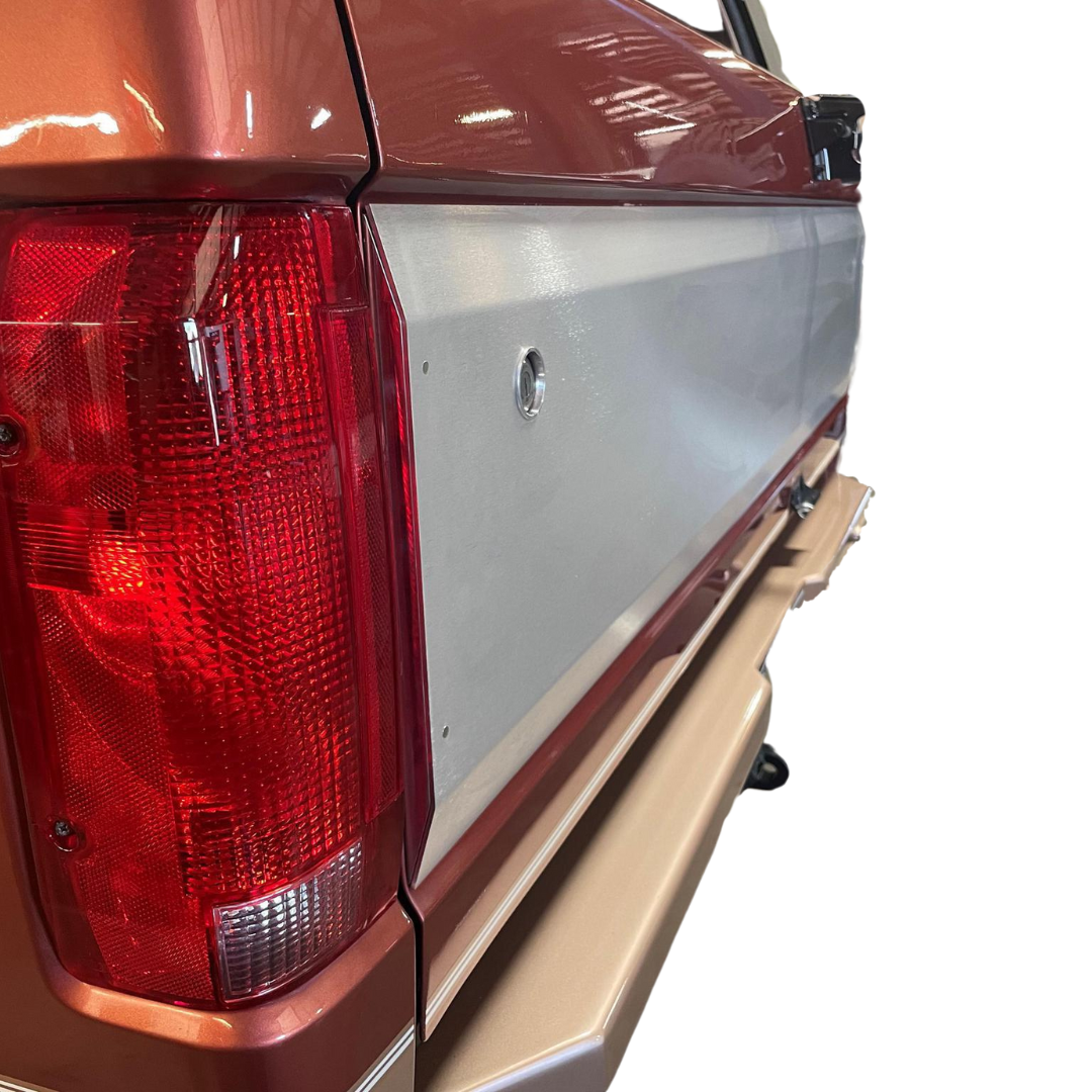 Tailgate Panel-Bronco No Lines – OBS Solutions LLC